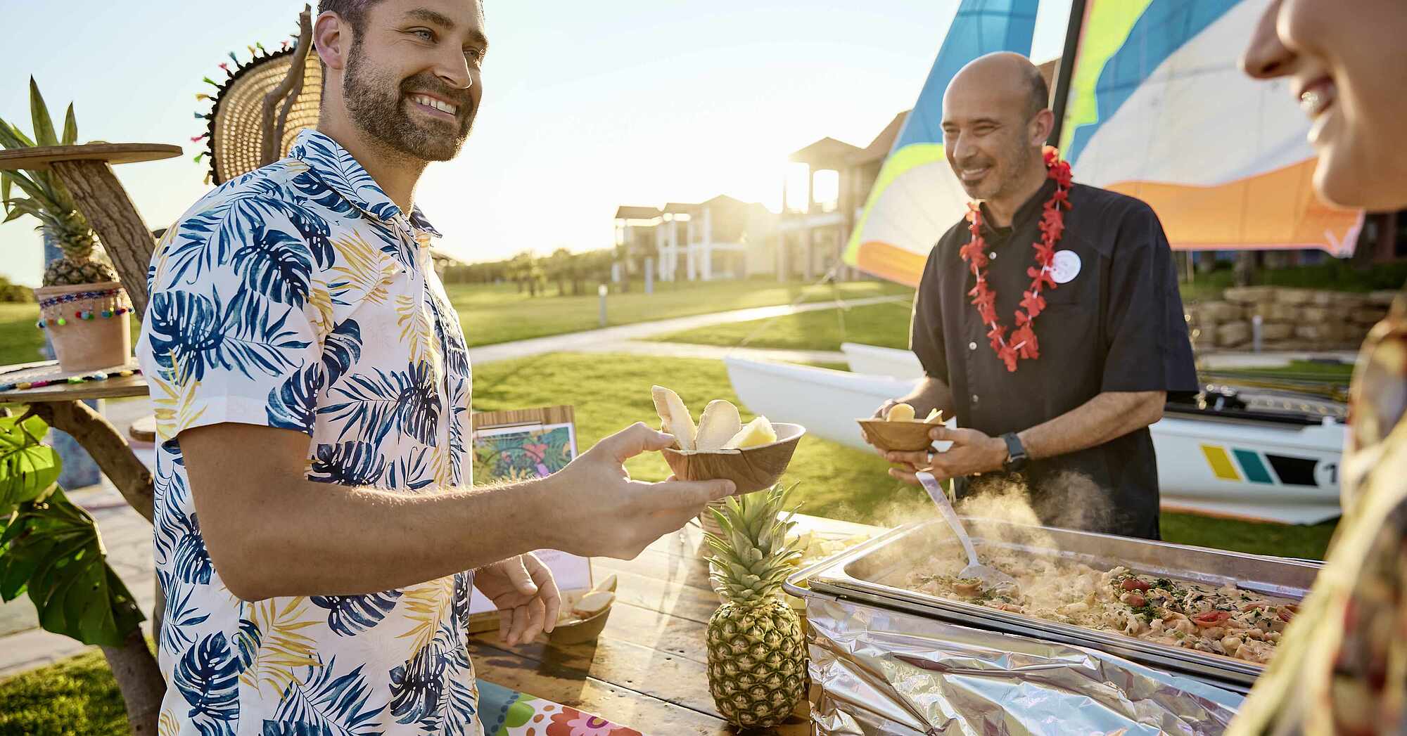 LUHANA, ROBINSON'da Hawaii tarzı yaşam