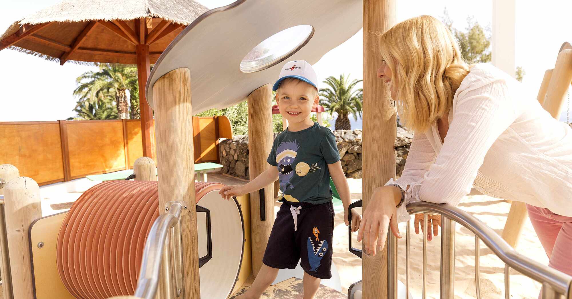 Vakantie voor alleenstaande ouders bij ROBINSON: Alleenstaande met kind Vakantie voor alleenstaande ouders bij ROBINSON: Alleenstaande met kind